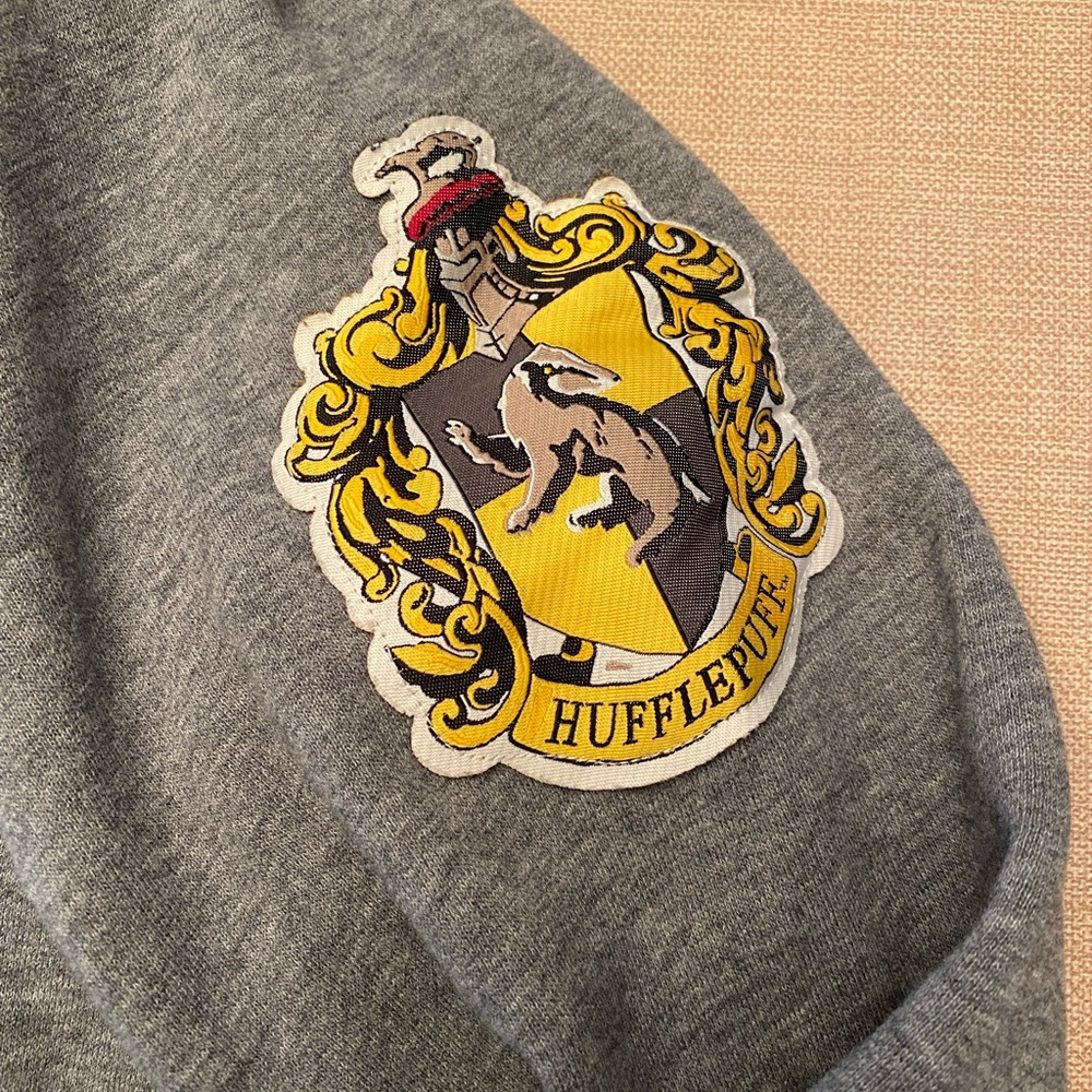Harry Potter Universal Studios **London** Hufflepuff … - Gem